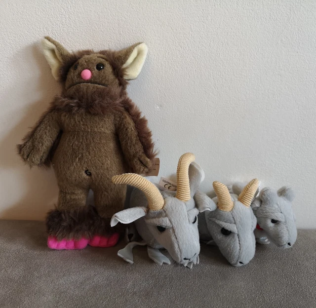 THE PUPPET COMPANY - Three Billy Goats Gruff and Troll- Finger Puppets ...