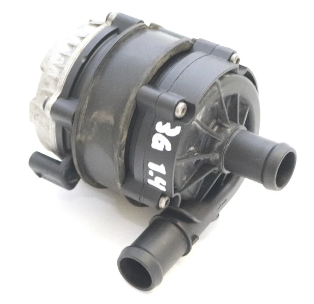 VW PASSAT 3G B8 1.4GTE Facelift 04L965567 Coolant Pump Water Pump Pump ...
