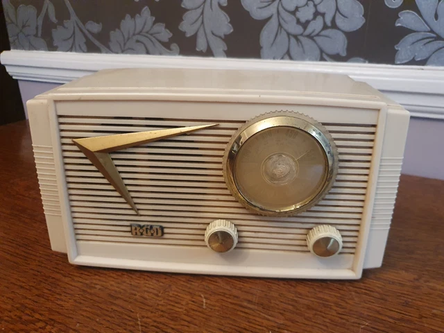 VINTAGE RGD VALVE RADIO MODEL A.P.33 BAKELITE 1950s £50.00 - PicClick UK