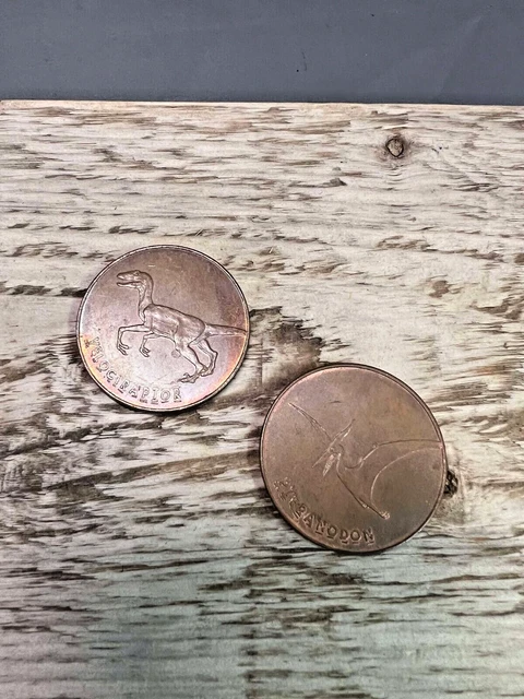 VELOCIRAPTOR & PTERANODON TETLEY LOST WORLD JURASSIC PARK COINS 1997 ...