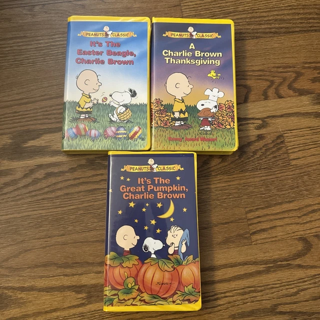 CHARLIE BROWN PEANUTS Classic Holiday VHS Tapes Thanksgiving Pumpkin ...