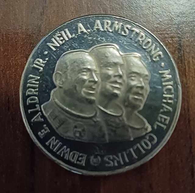 APOLLO 11 SILVER Coin 1969 First Moon Landing Very rare in UK £895.00 ...