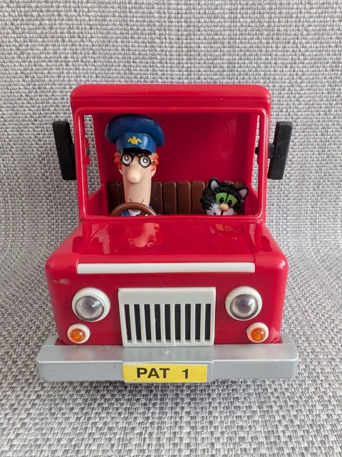 VINTAGE POSTMAN PAT Van with Postman Pat and Jess the Cat Figures Pat1 ...