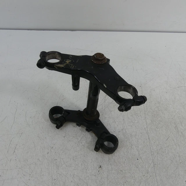 YAMAHA RD 350 LC YPVS 31K EZ:83 Gabelbrücke unten & oben B2630 EUR 99 ...