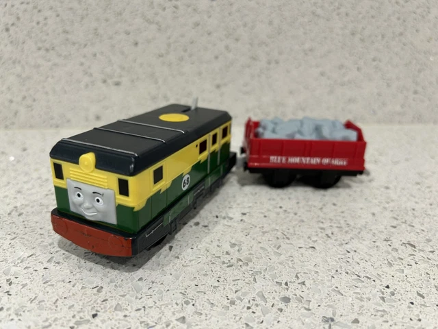 THOMAS AND FRIENDS Trackmaster Philip Motorised Engine Train And Wagon ...