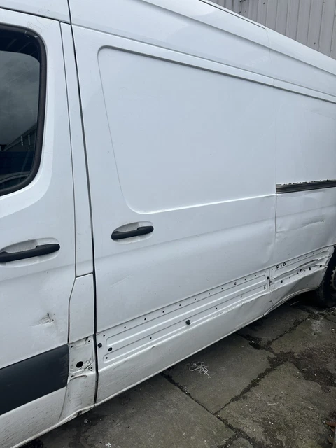 MERCEDES SPRINTER W907 Side Sliding Loading Door white Loading Door ...