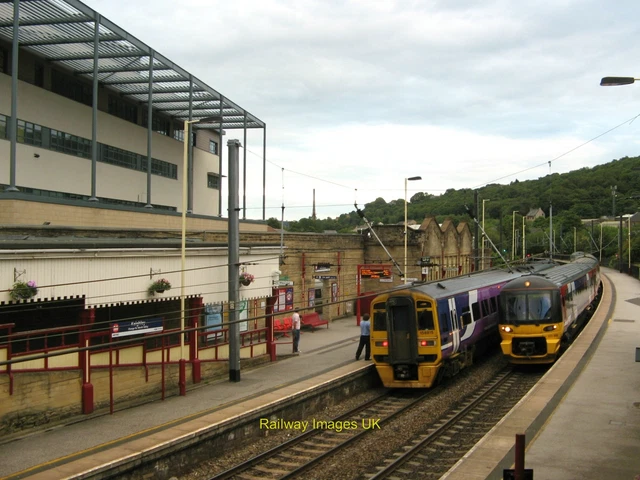 RAILWAY PHOTO CLASS 158 DMU 6x4 Keighley Station Platforms 1 & 2 c2011 ...