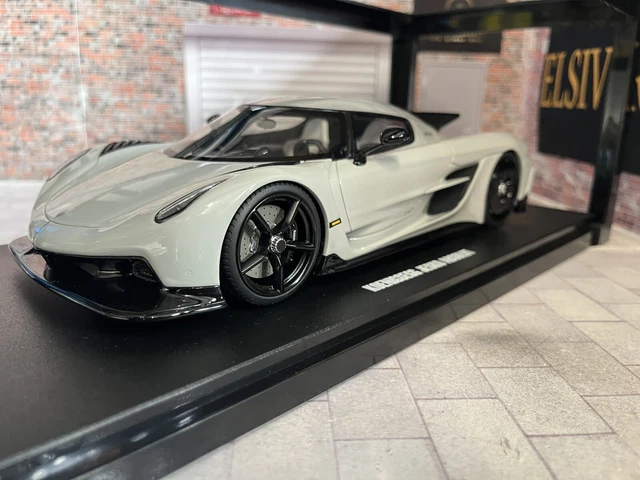 KOENIGSEGG JESKO ABSOLUT Absolute - Battle Grey - 1:18 - GT Spirit ...