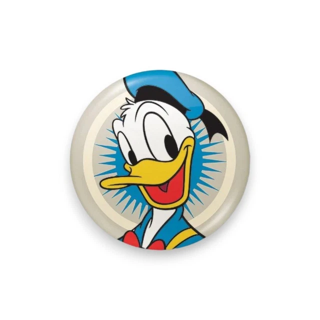 GENUINE DISNEY CLASSIC Donald Duck Pose Button Badge 2.5cm Badge Gift £ ...