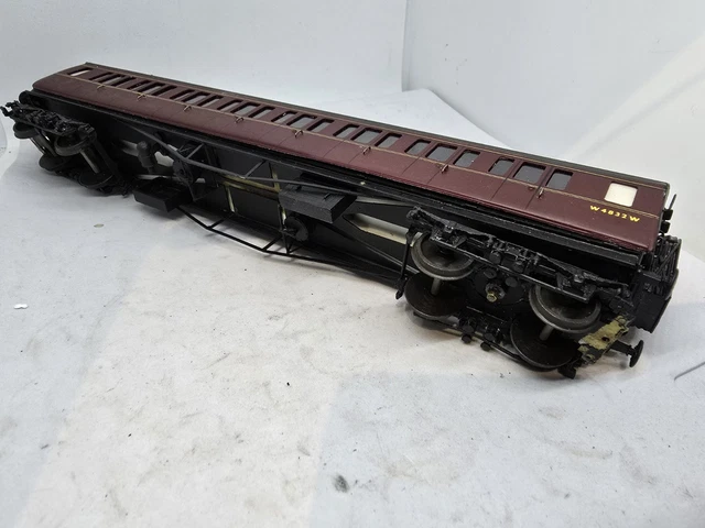 KIT BUILT COMET Coaches Oo Scale Collett Suburban Coach Br Lined Maroon ...