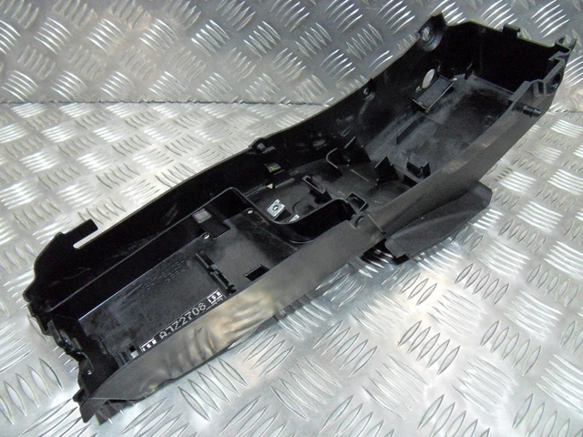 GENUINE YAMAHA MT07 Rear subframe battery undertray fairing panel 2021 ...