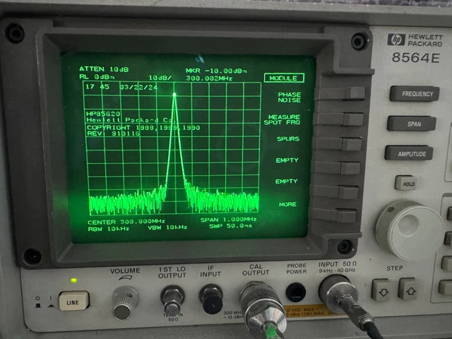 HP 8564E SPECTRUM analyzer 9 KHZ - 40 GHZ opzione Phase Noise e Measure ...