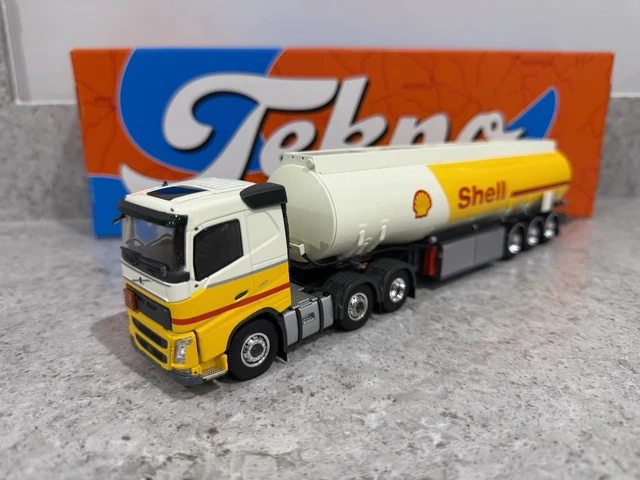 TEKNO - VOLVO FH4 6x2 w/Tri-Axle Tanker - Shell - 71348 - 1:50 Scale ...