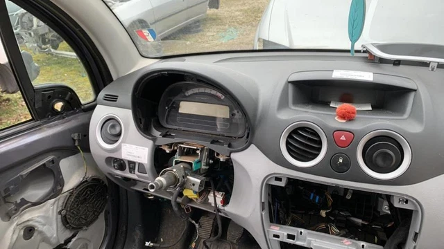 TABLEAU DE BORD CITROEN C3 1 8211TP EUR 200,00 - PicClick FR