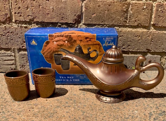 DISNEY STORE ALADDIN Magic Genie Lamp Tea Set Teapot And X2 Tea Cups ...