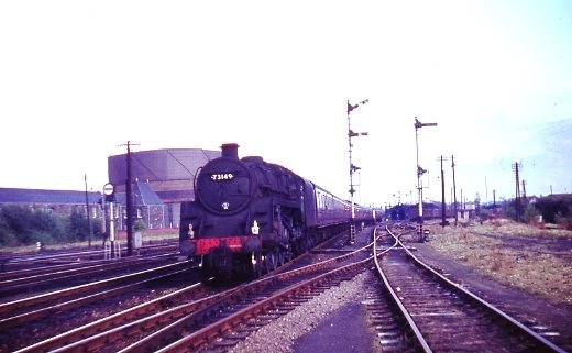 ORIGINAL COLOUR SLIDE of 78037 BR Standard steam loco £4.35 - PicClick UK