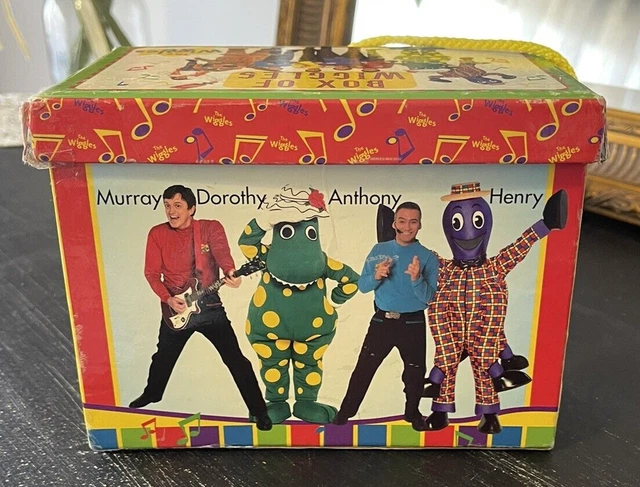 THE WIGGLES: BOX of Wiggles books - 2005 Vintage x 5 board books ...