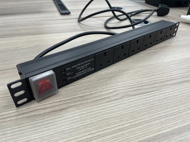 KENABLE POWER DISTRIBUTION Unit PDU 6 Way Horizontal Surge 19 Rack Mounted 1U £15.00 - PicClick UK