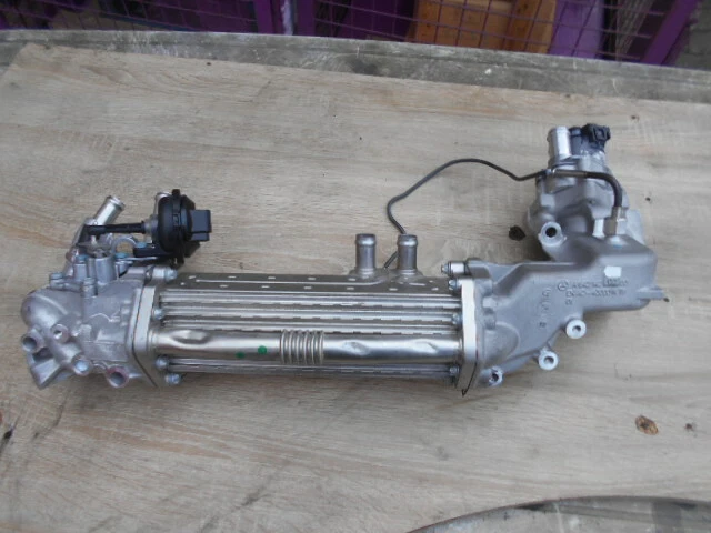 MERCEDES BENZ OM642 SPRINTER 3.0d AGR COOLER VALVE A6421402175 ...