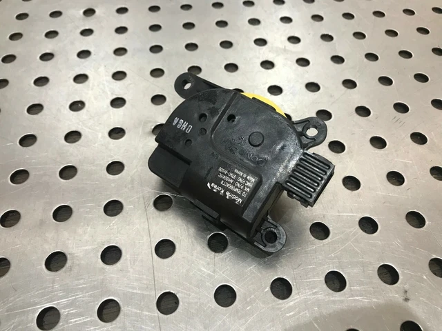 HYUNDAI H-1 STAREX Chauffage De L'Air Servomoteur 97941-4H000 EUR 30,24 ...