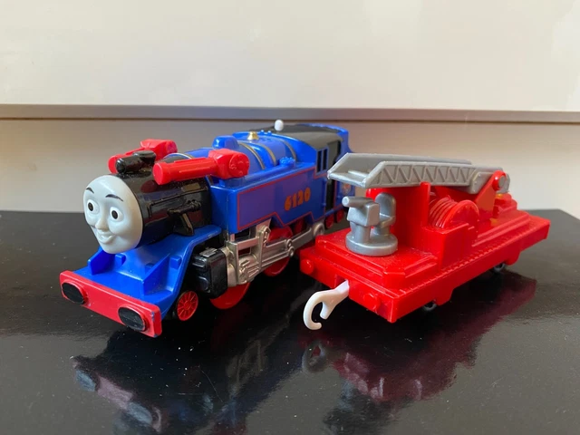 THOMAS THE TANK Engine & Friends - Belle Motorised Toy Train with Red ...