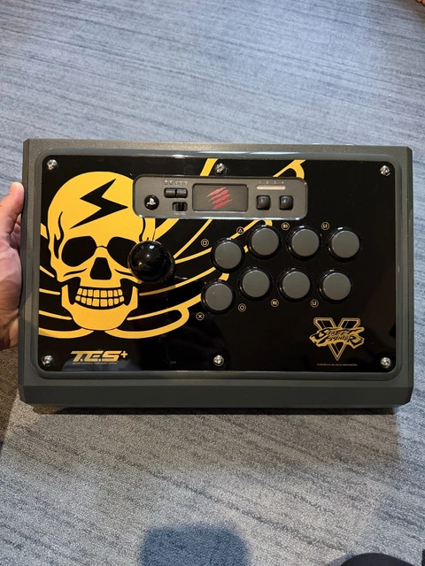 MAD CATZ STREET Fighter V Arcade FightStick Tournament Edition S+ TES+ ...