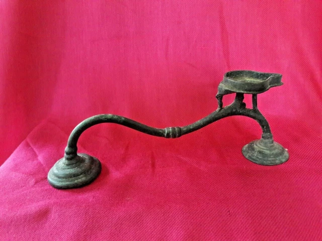 ANTIQUE VINTAGE HINDU Temple Brass Bronze Oil Lamp Indian Pooja Arathi ...