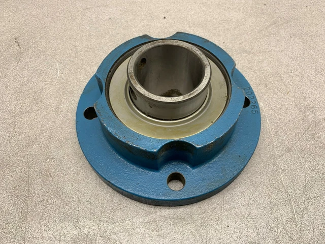 NEW NO BOX Jones 4-Bolt Flange Bearing 2-7/16" Bore Jyr2207 Nxp ...
