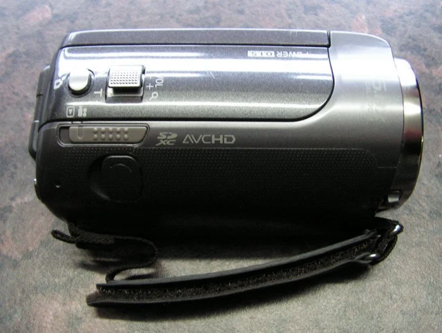 PANASONIC HDC-SD41 FULL HD DIGITAL CAMCORDER - Uses SD Card - Fully ...