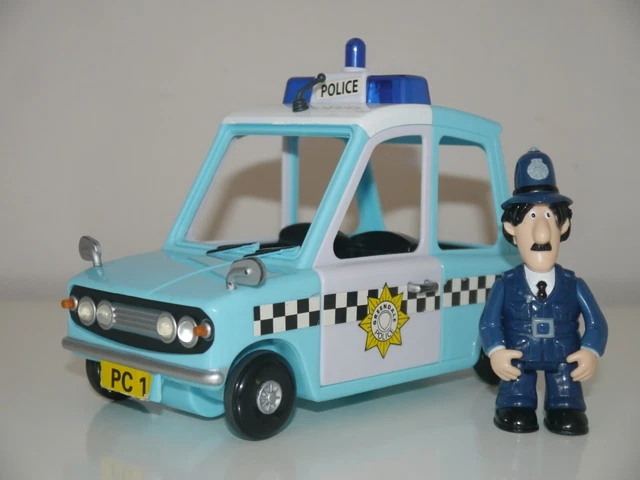 POSTMAN PAT TOYS Large Friction Police Car & PC Selby Figure VGC _HM14 ...