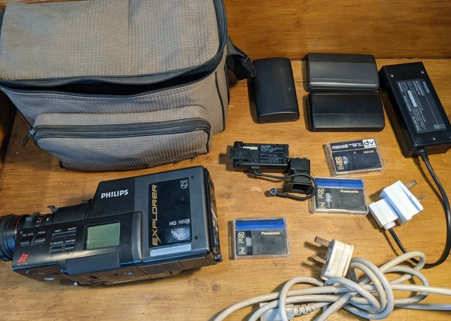 PHILIPS EXPLORER VHS Camcorder + Extras - VKR 6840 - Vintage Camera ...