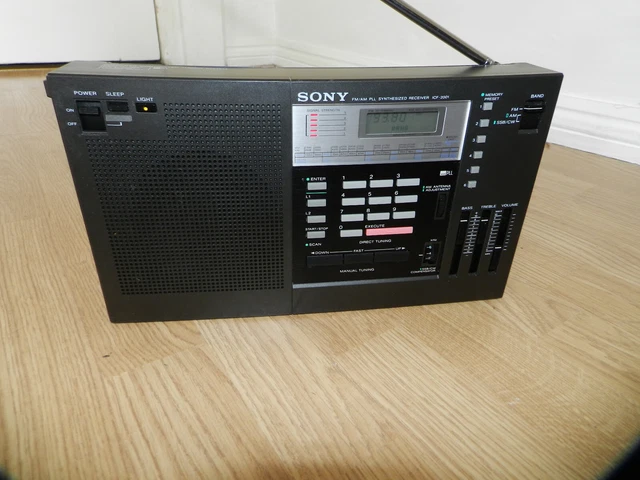 VINTAGE SONY ICF-2001 PLL Synthesized World Band Receiver FM/AM/SW ...