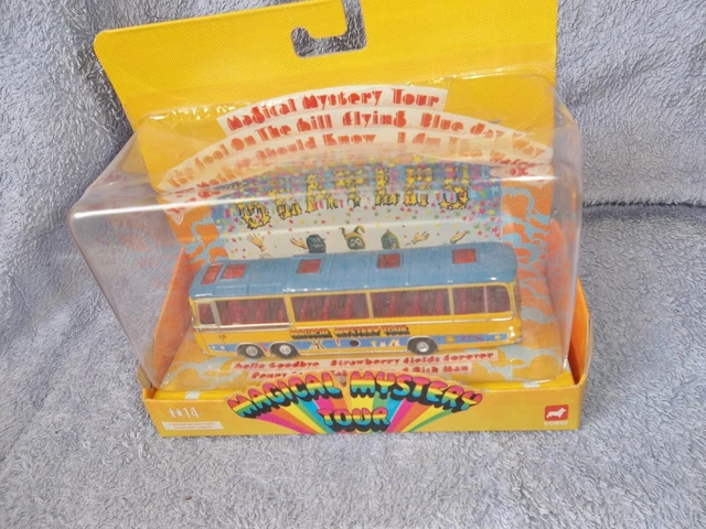 THE BEATLES DIECAST CORGI MODEL MAGICAL MYSTERY TOUR COACH BUS MODEL No ...