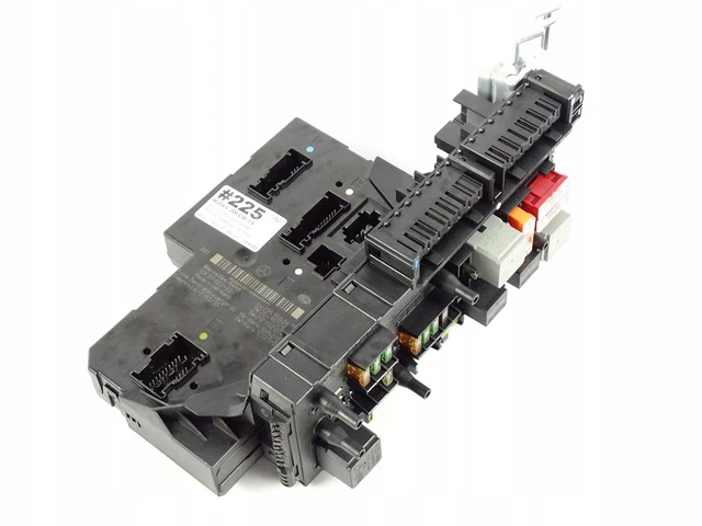 MERCEDES-BENZ W204 SAM Sicherungskasten ECU Steuergerät A2049065402 EUR ...