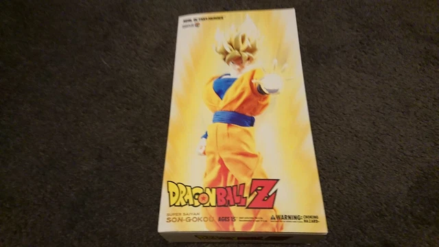 SUPER SAIYAN GOKU figurine - Dragon Ball - RAH Figure - Medicom - Super ...