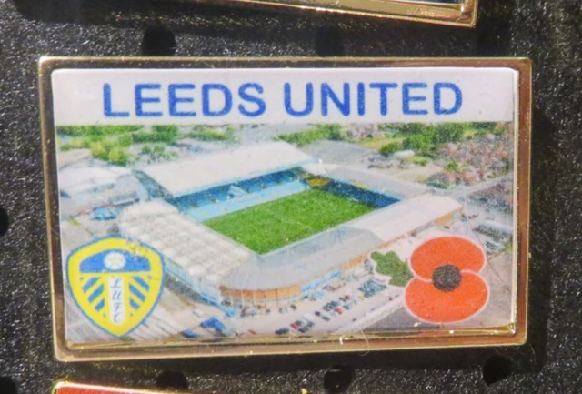 LEEDS UNITED 2025 Official Coloured Elland Road Popp.y Badge £9.99 ...