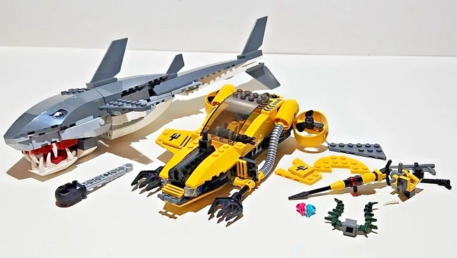 LEGO 7773 AQUAZONE Aquaraiders Attaque Requin Tigre Incomplet Pas de ...
