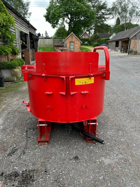 CONCRETE PAN MIXER - 1200 L - Pto Powered - Twin Chute - Hyd Motor Can ...