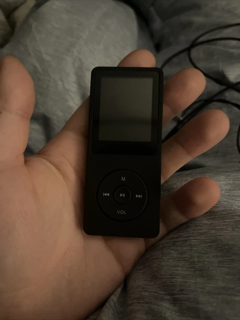 AGPTEK A02 8GB MP3 Player with FM Radio, Voice Recorder, 70 Hours ...