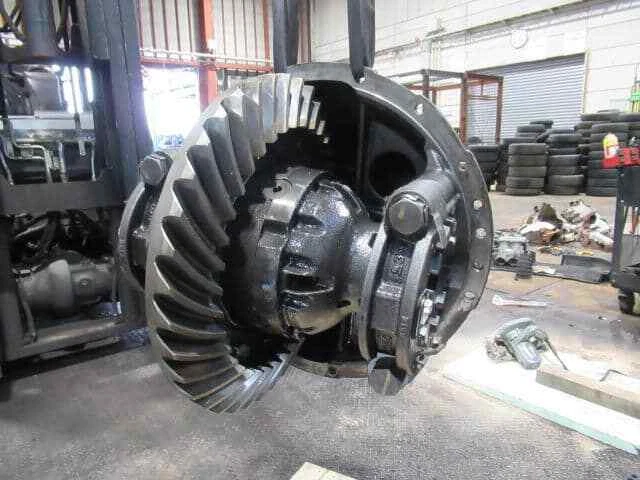 MITSUBISHI FUSO FUSO tractor Rear Rigid Differential Assembly ...