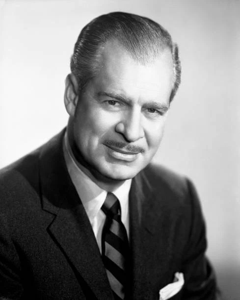 RON COCHRAN A Television News Journalist 2 Old TV Radio Photo EUR 6,64 ...