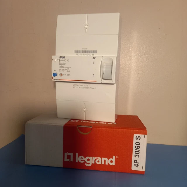 DISJONCTEUR DIFFÉRENTIEL DE Branchement legrand triphasé 30-60A ...