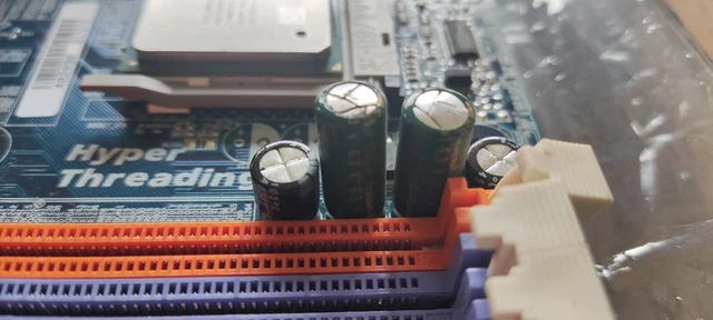 GIGABYTE P4 TITAN GA-8KPXN 875P chipset Socket 478 AGP pro, DPS2. £143. ...