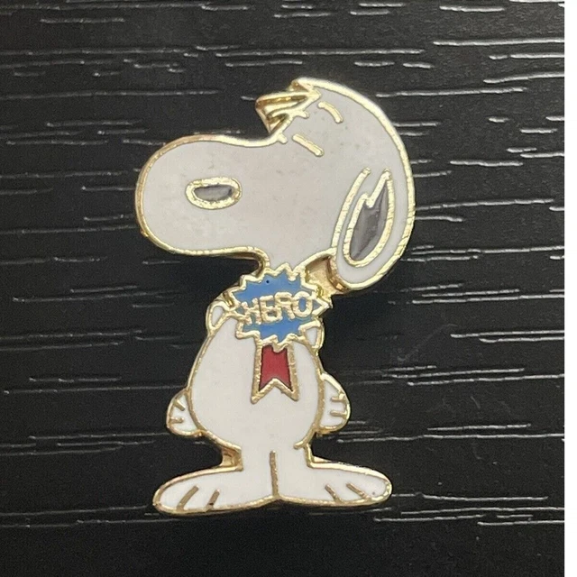 VINTAGE 1& SNOOPY Hero Pin from Charlie Brown Made by Aviva Peanuts ...