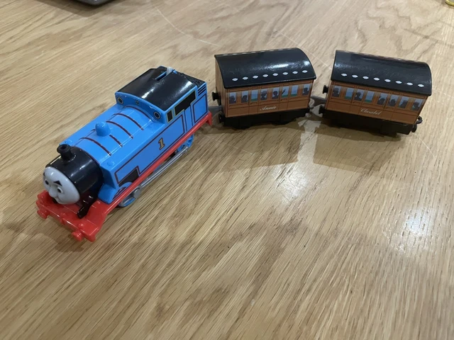 THOMAS AND FRIENDS Trackmaster Train W Annie & Clarabel Mattel New ...