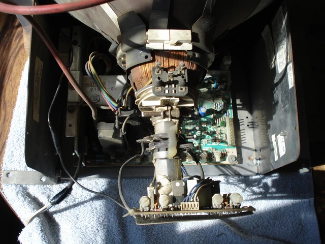 WELLS-GARDNER 19 INCH Monitor Board K7000 Series Tested Working/Good ...