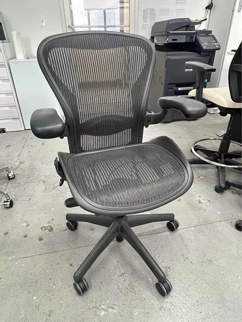 HERMAN MILLER AERON Size B Fully Loaded Office Chair - DELIVERY ...