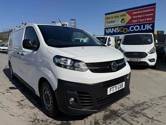 VAUXHALL VIVARO 1.5 Turbo D 2700 Dynamic Panel Van 6dr Diesel Manual L1 ...
