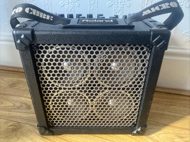 ROLAND MICRO CUBE Bass RX amplifier BATTERY or Mains Power With Power ...