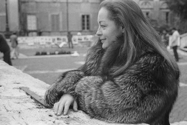 ROMY SCHNEIDER IN Rome 1979 OLD PHOTO 36 EUR 6,32 - PicClick FR